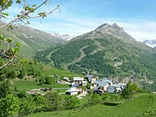 Poingt Ravier Eco-Forest Trail - Outing in Valloire