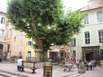 Apt - Toerisme, Vakantie & Weekend