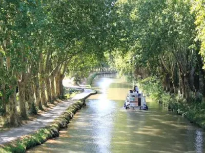 Azille - Tourisme, Vacances & Week-end