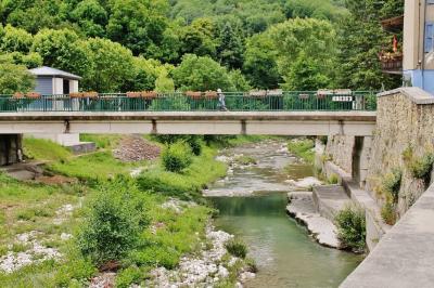 Bourdeaux - Tourism, Holidays & Weekends