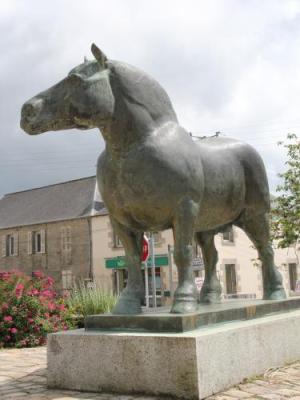 Callac - Tourism, Holidays & Weekends