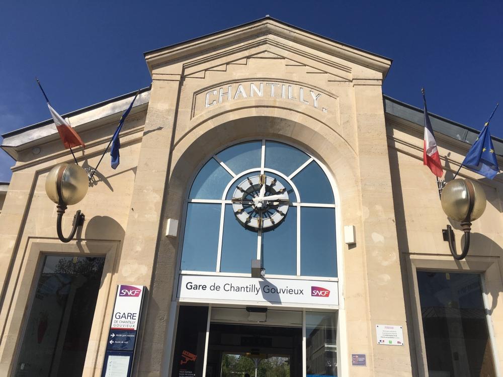 Foto's - RER Station Chantilly - Gouvieux - Vervoer in Chantilly
