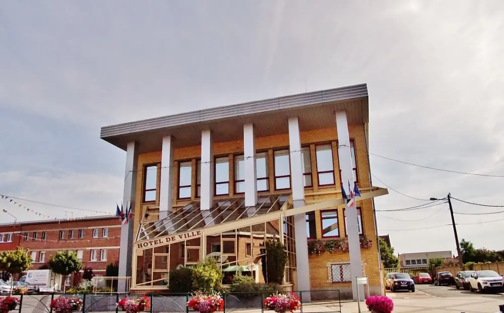 Photos - Courrières - Tourism, Holidays & Weekends