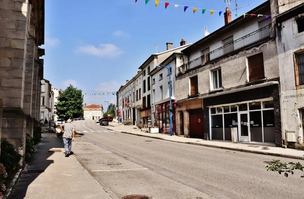 Photos - Darney - Tourisme, Vacances & Week-end