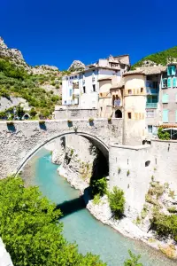 Entrevaux - Tourism & Holiday Guide