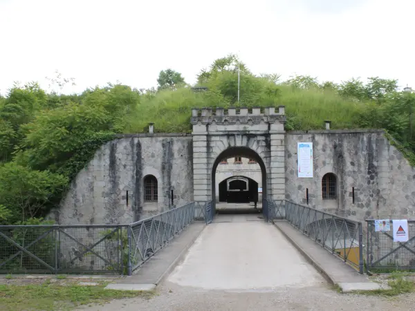 Feyzin - Tourism, Holidays & Weekends