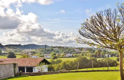 Garris - Tourism, Holidays & Weekends