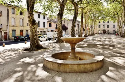 Gignac - Tourism, Holidays & Weekends