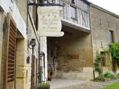 Launois-sur-Vence - Toerisme, Vakantie & Weekend