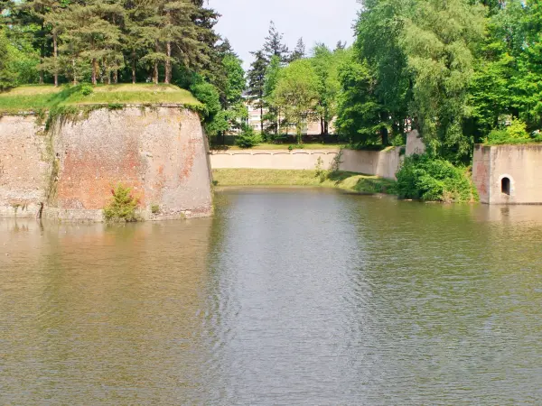 Le Quesnoy - Guide Tourisme & Vacances