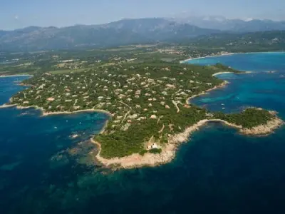 Lecci - Turismo, Vacanze e Weekend