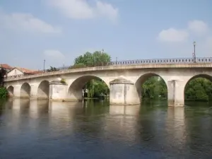 Mansle-les-Fontaines - Tourisme, Vacances & Week-end