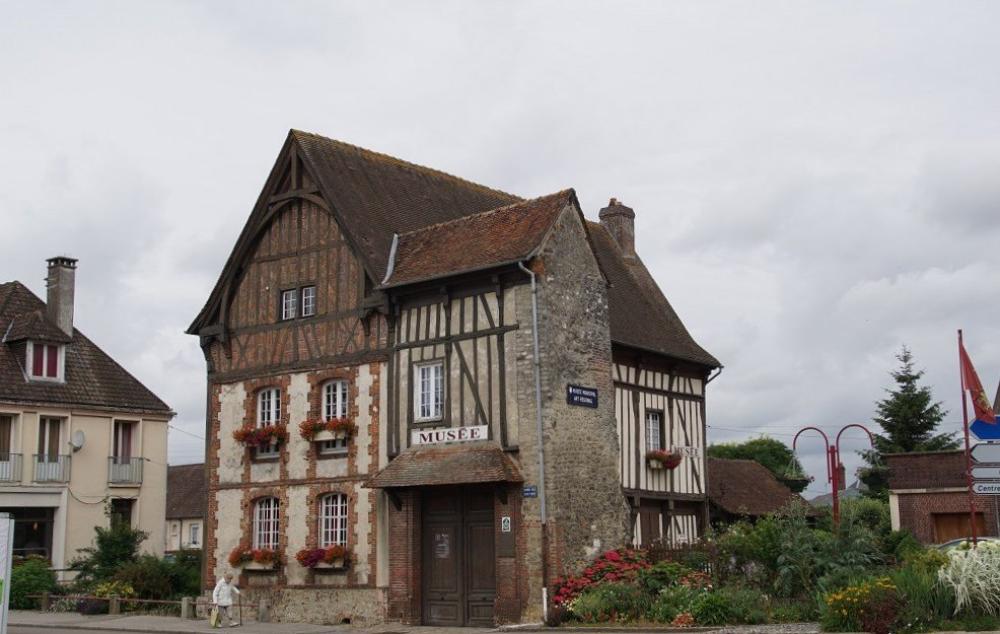 Photos - Neufchâtel-en-Bray - Tourisme, Vacances & Week-end