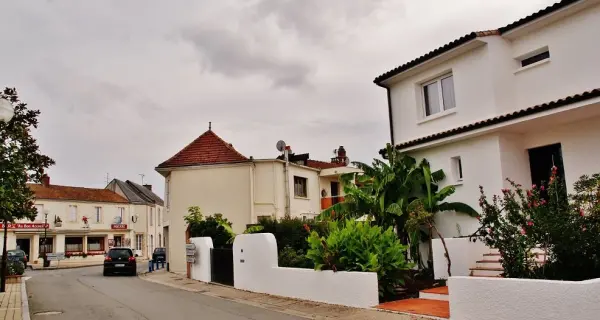 Neuil - Tourisme, Vacances & Week-end