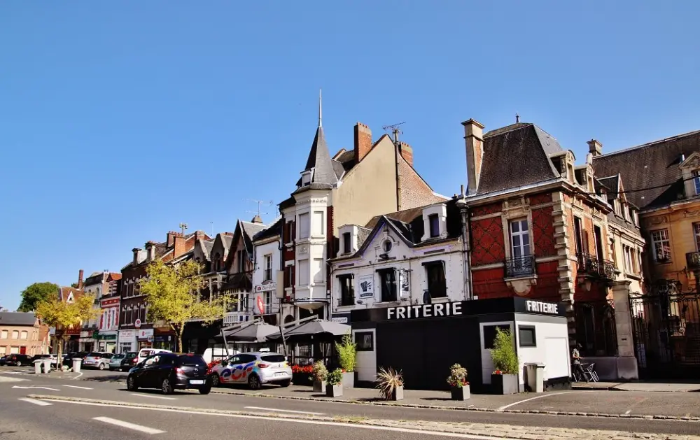 Photos - Péronne - Guide Tourisme & Vacances