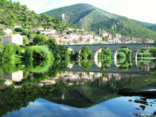 Photos - Roquebrun - Guide Tourisme & Vacances
