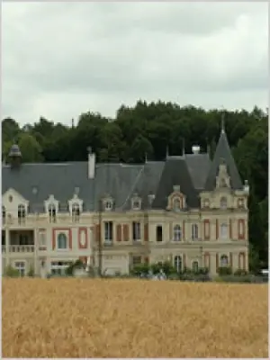 Saint-Benoît-la-Forêt - Turismo, Férias & Final de Semana