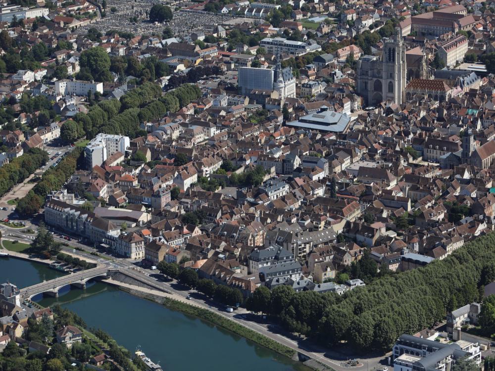 Photos - Sens - Guide Tourisme & Vacances
