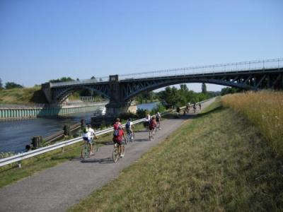 Toul - Tourism & Holiday Guide