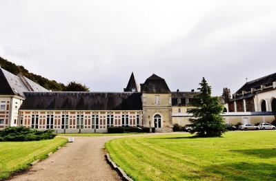 Valmont - Tourism, Holidays & Weekends