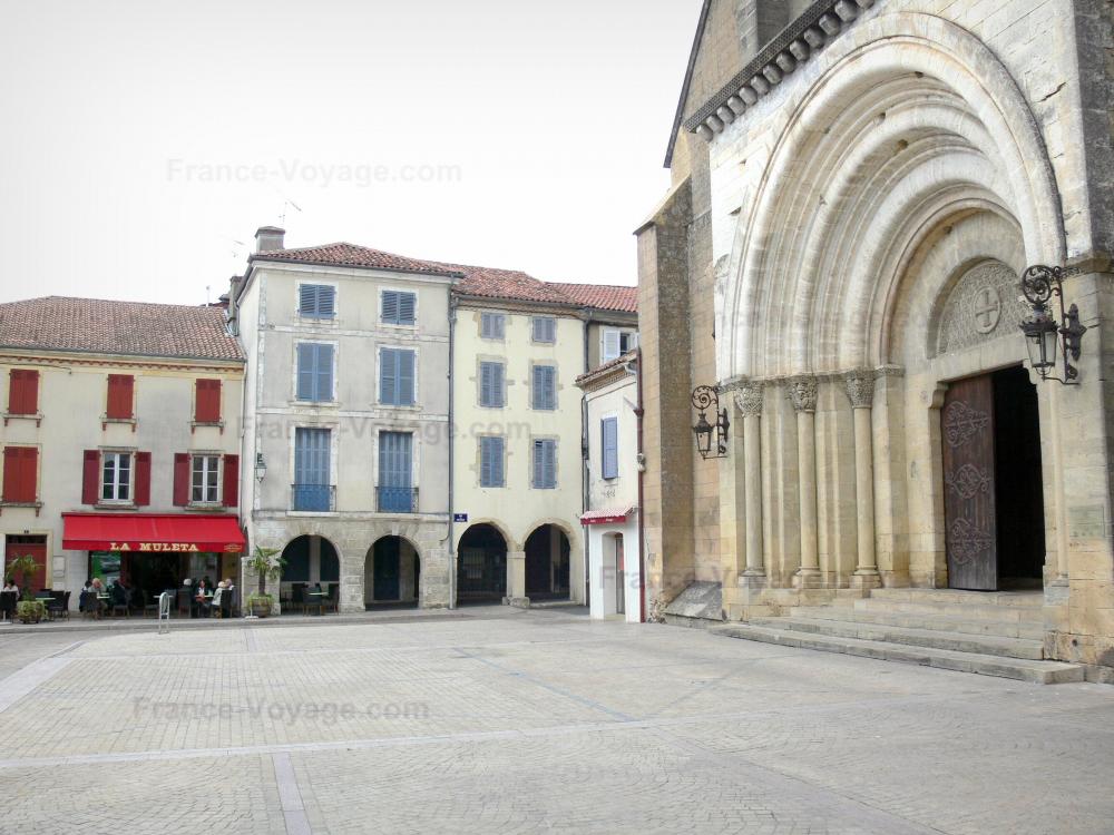 Photos - L'abbatiale de Saint-Sever - Guide Tourisme & Vacances
