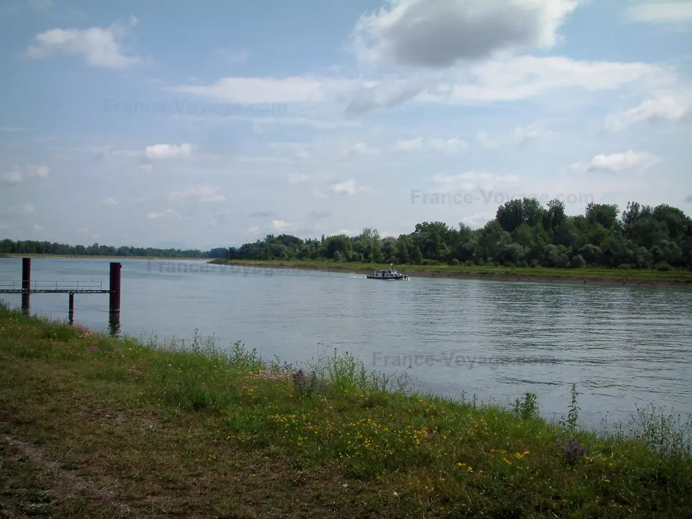 Photos - The Alsatian Grand Ried - Tourism & Holiday Guide