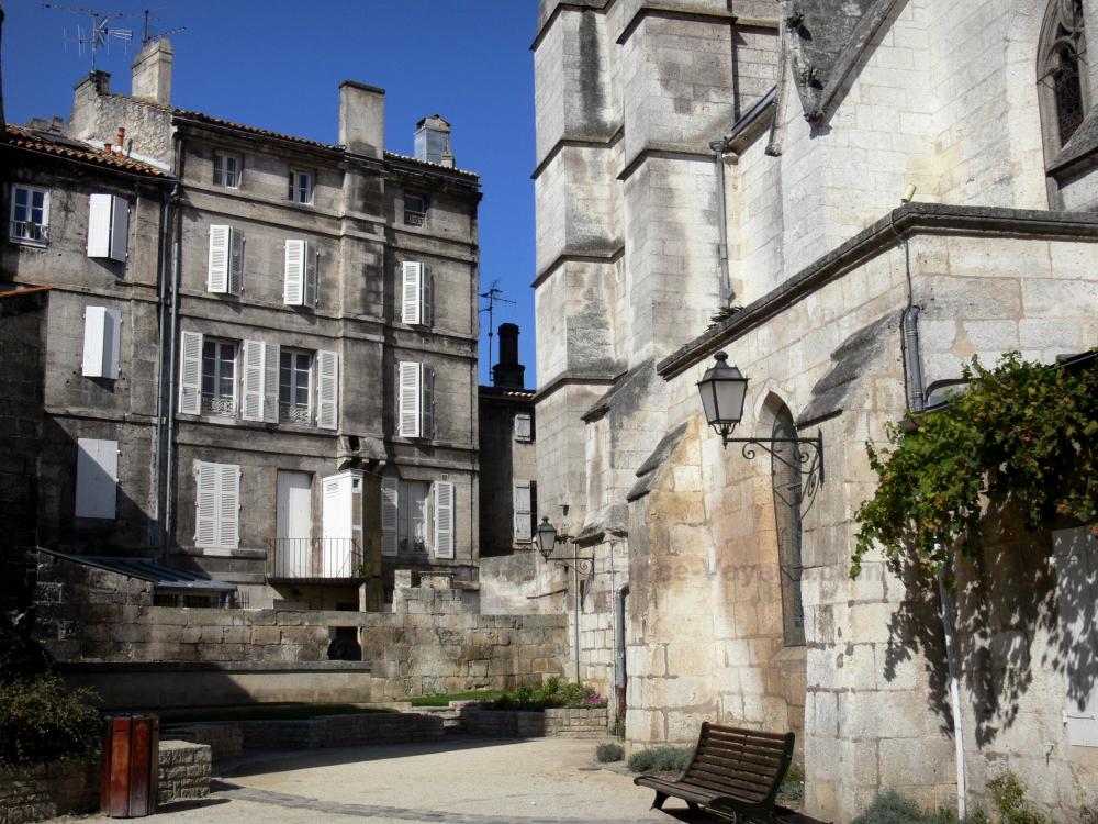 Photos - Angoulême - Guide Tourisme & Vacances