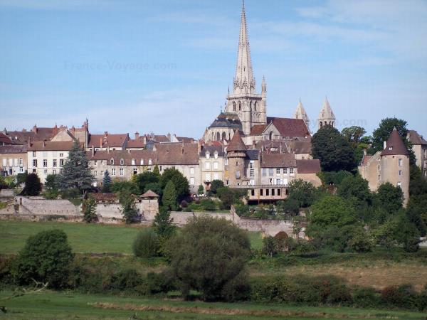 Autun - 18 images de qualité en haute définition