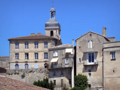 Bourg - Tourism & Holiday Guide