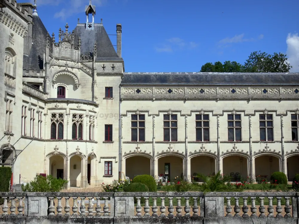 Photos - Le château de Brézé - Guide Tourisme & Vacances