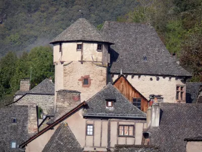 Conques - Tourism & Holiday Guide