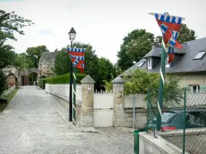 Coucy-le-Château-Auffrique - 18 quality high-definition images