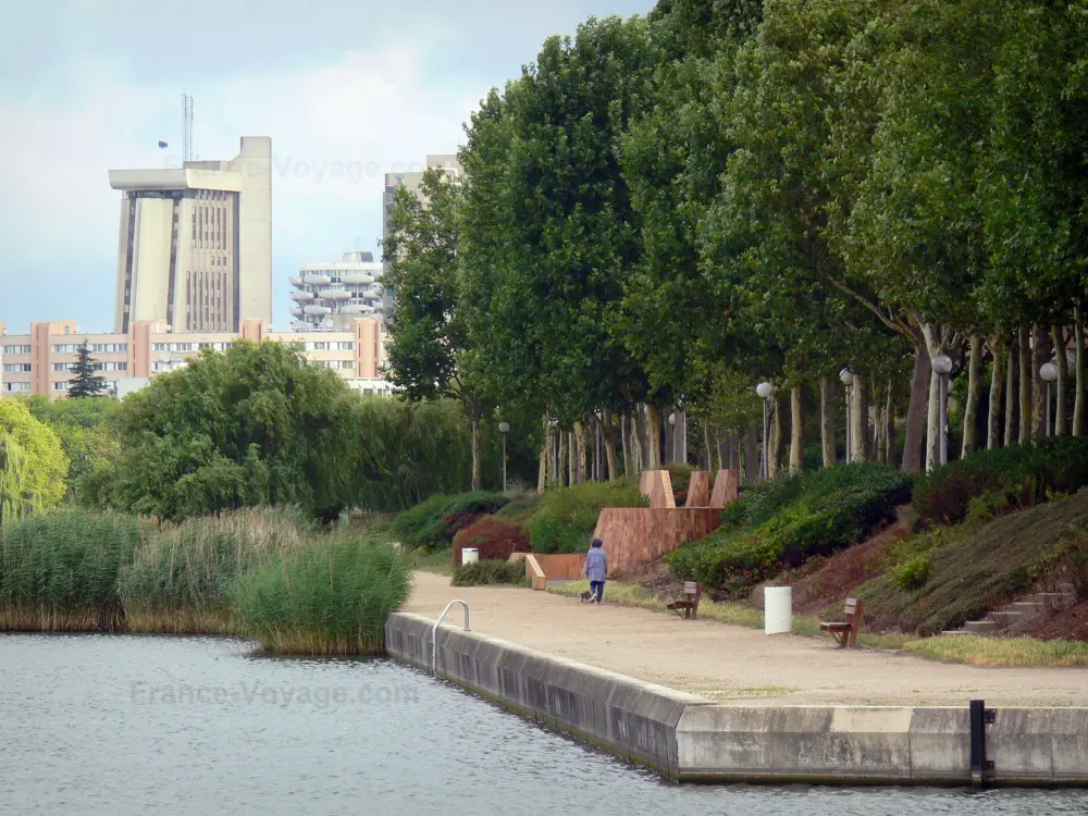 Photos - Créteil - 9 images de qualité en haute définition