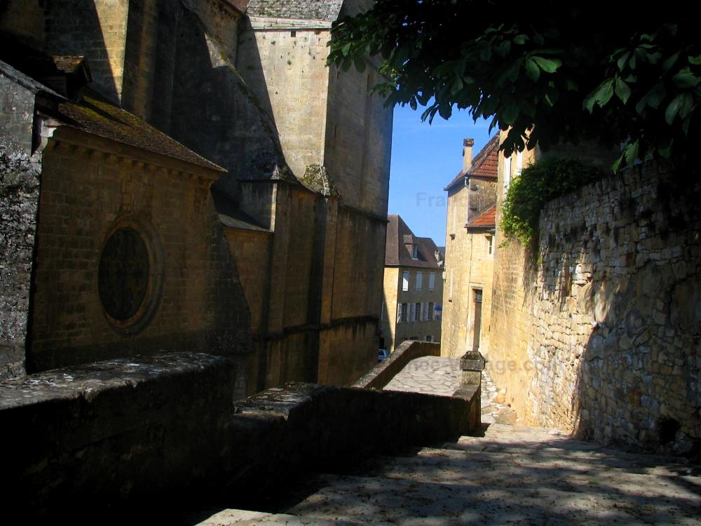 Photos - Gourdon - Guide Tourisme & Vacances