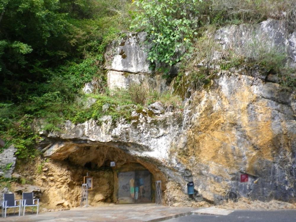 Photos - Les grottes d'Isturitz et d'Oxocelhaya - Guide Tourisme & Vacances