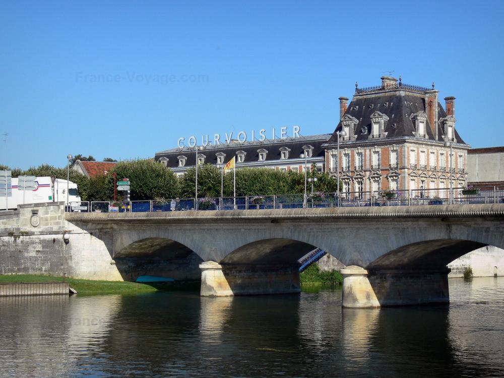Photos - Jarnac - Guide Tourisme & Vacances