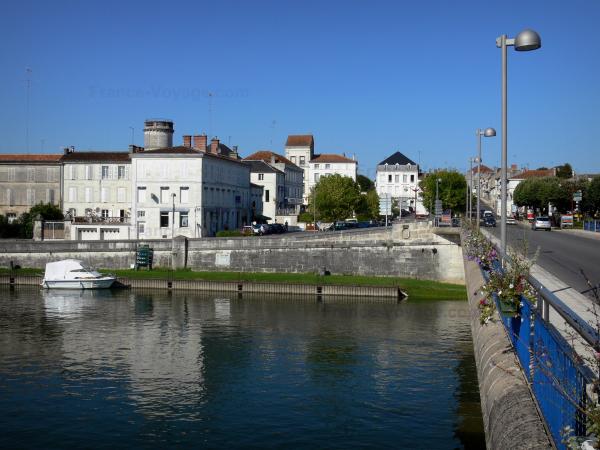 Jarnac - Guide Tourisme & Vacances