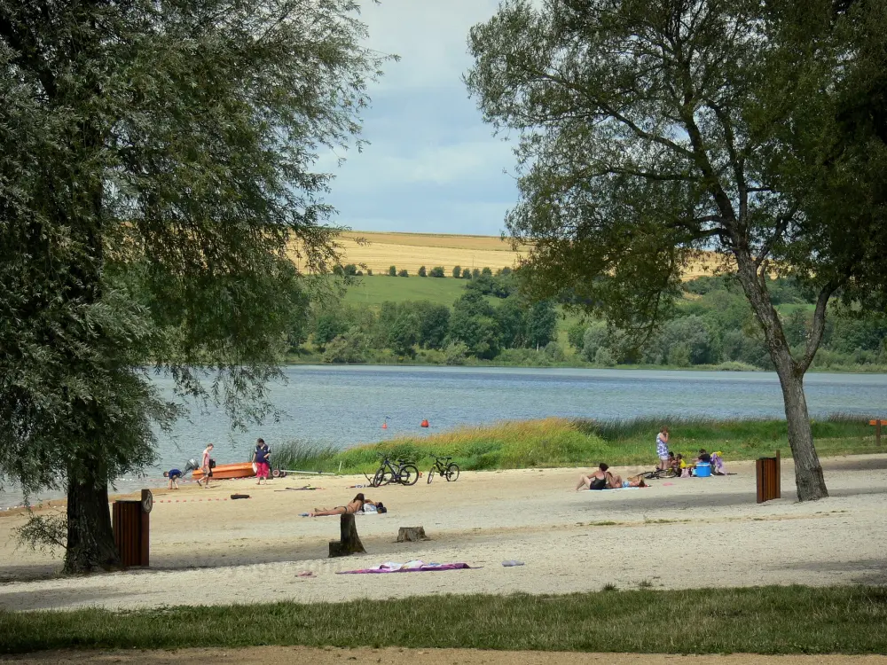 Photos - Le lac de Bairon - Guide Tourisme & Vacances