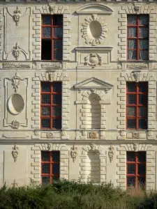 Oiron castle - 10 quality high-definition images