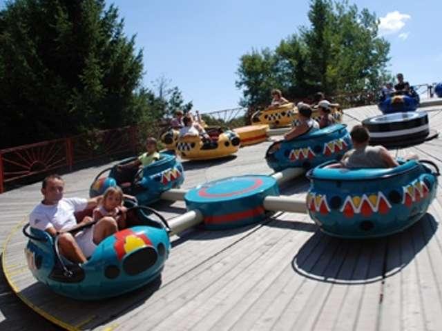 Photos - Le parc Walibi Rhône-Alpes - Guide Tourisme & Vacances