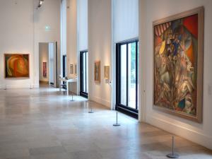 Paris Modern Art museum - 15 quality high-definition images