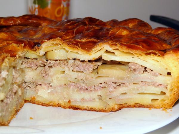 Le pâté de pommes de terre - Guide Gastronomie & Vacances