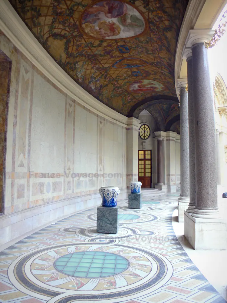 Photos - Petit Palais - City of Paris Museum of Fine Arts - 33 quality ...