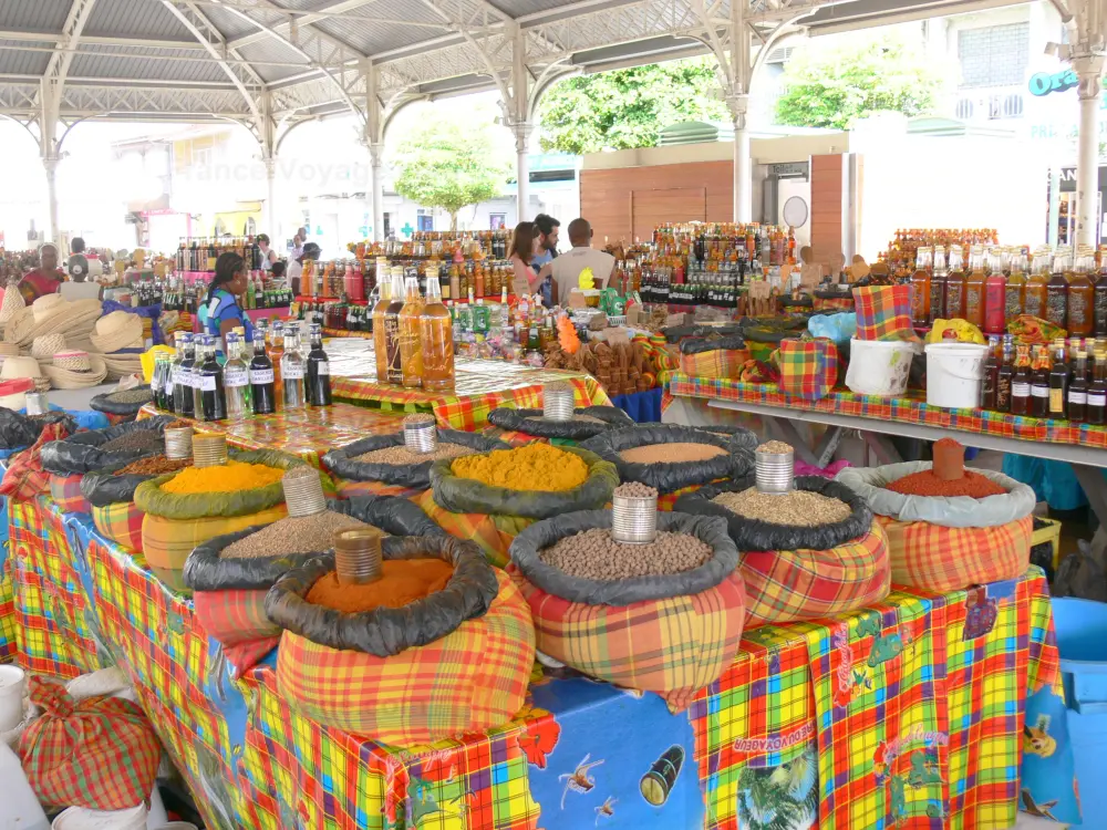 Photos - Pointe-à-Pitre - Tourism & Holiday Guide