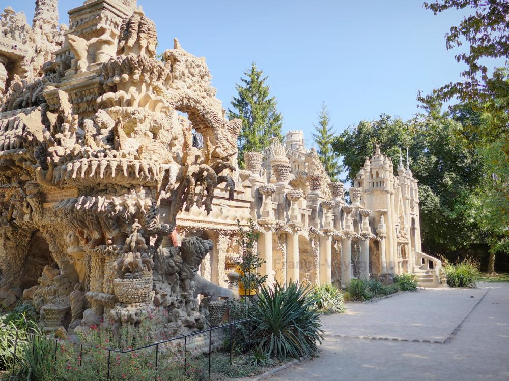 Photos - The Postman Cheval's Ideal Palace - Tourism & Holiday Guide