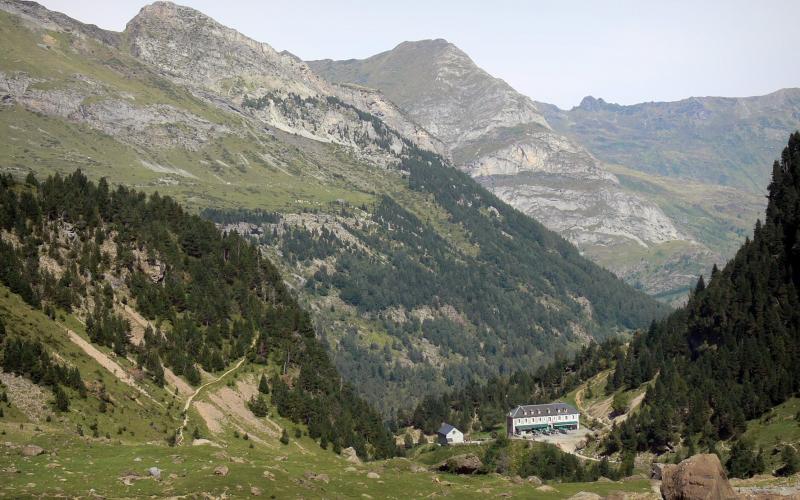 Cities & towns of the Pyrenees - Tourism, Holidays & Weekends