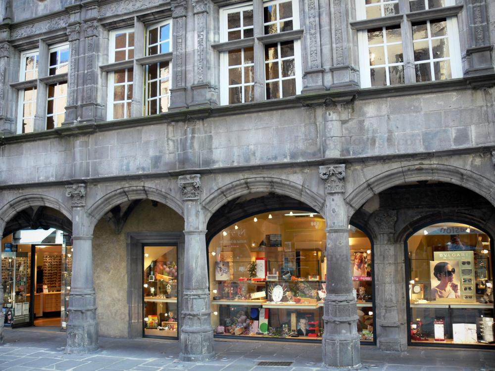 Photos - Riom - Guide Tourisme & Vacances