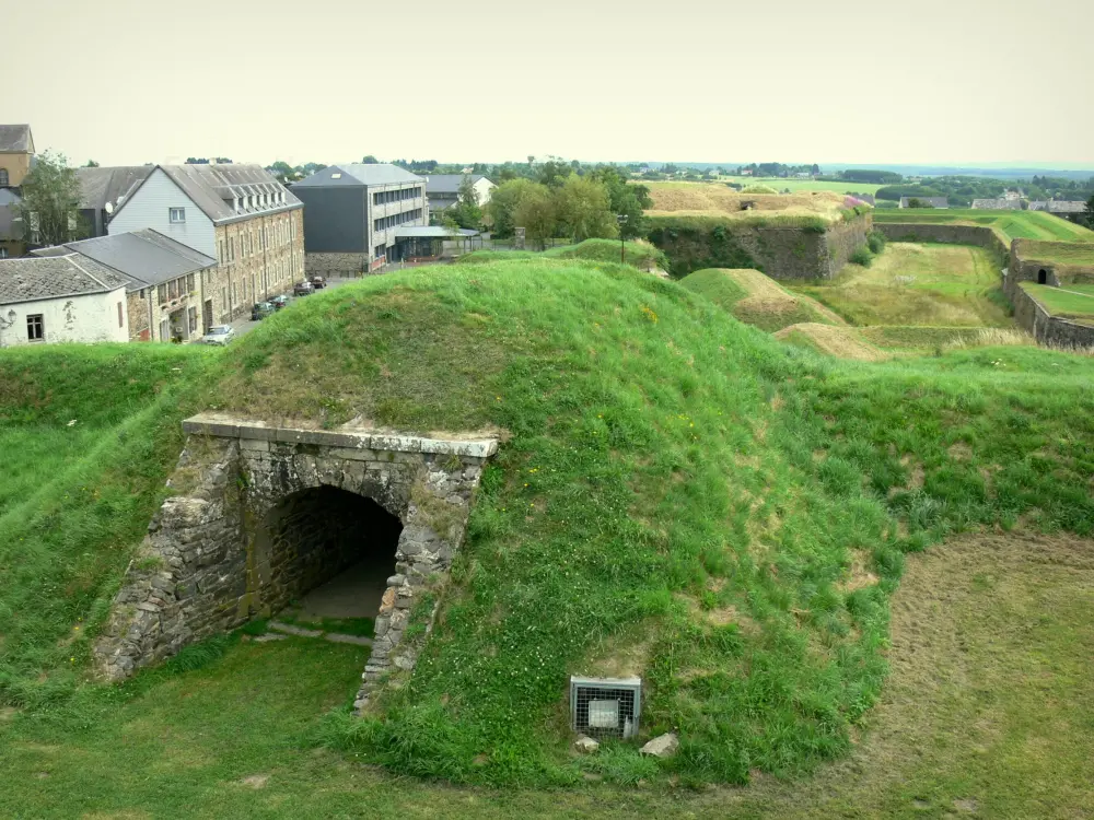 Photos - Rocroi - Guide Tourisme & Vacances