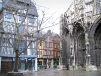 Rouen - Tourism & Holiday Guide