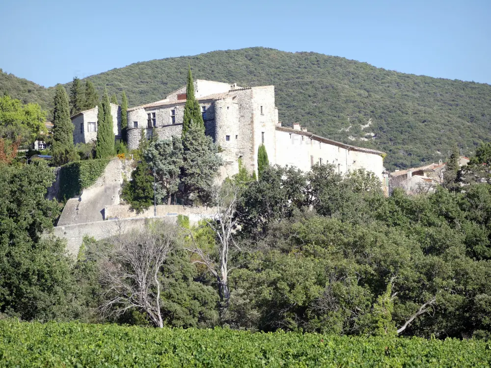 Photos - Rousset-les-Vignes - 8 images de qualité en haute définition